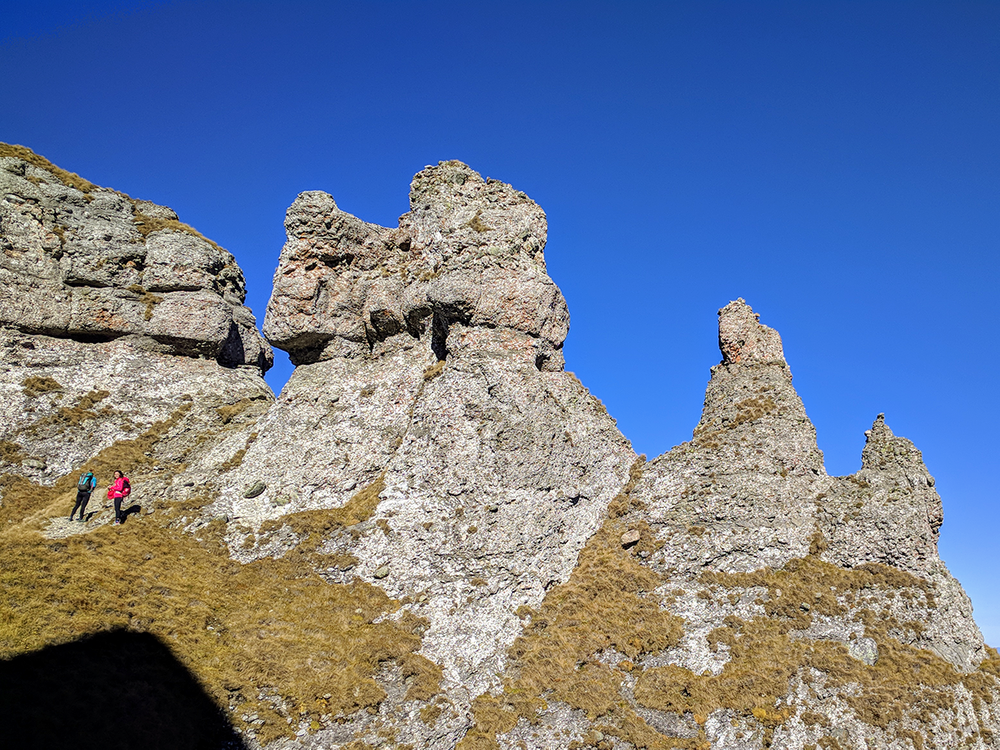 Tiganesti ridge – the best panoramic views in Bucegi Mountains, Romania
